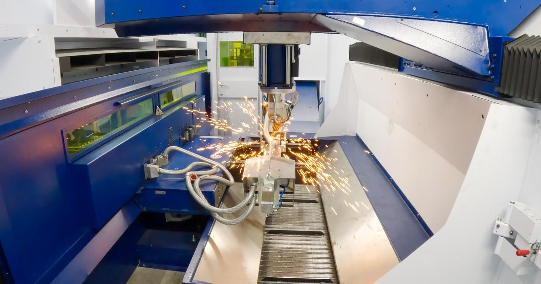 2+1 = Machine trio for automated tube processing | TRUMPF