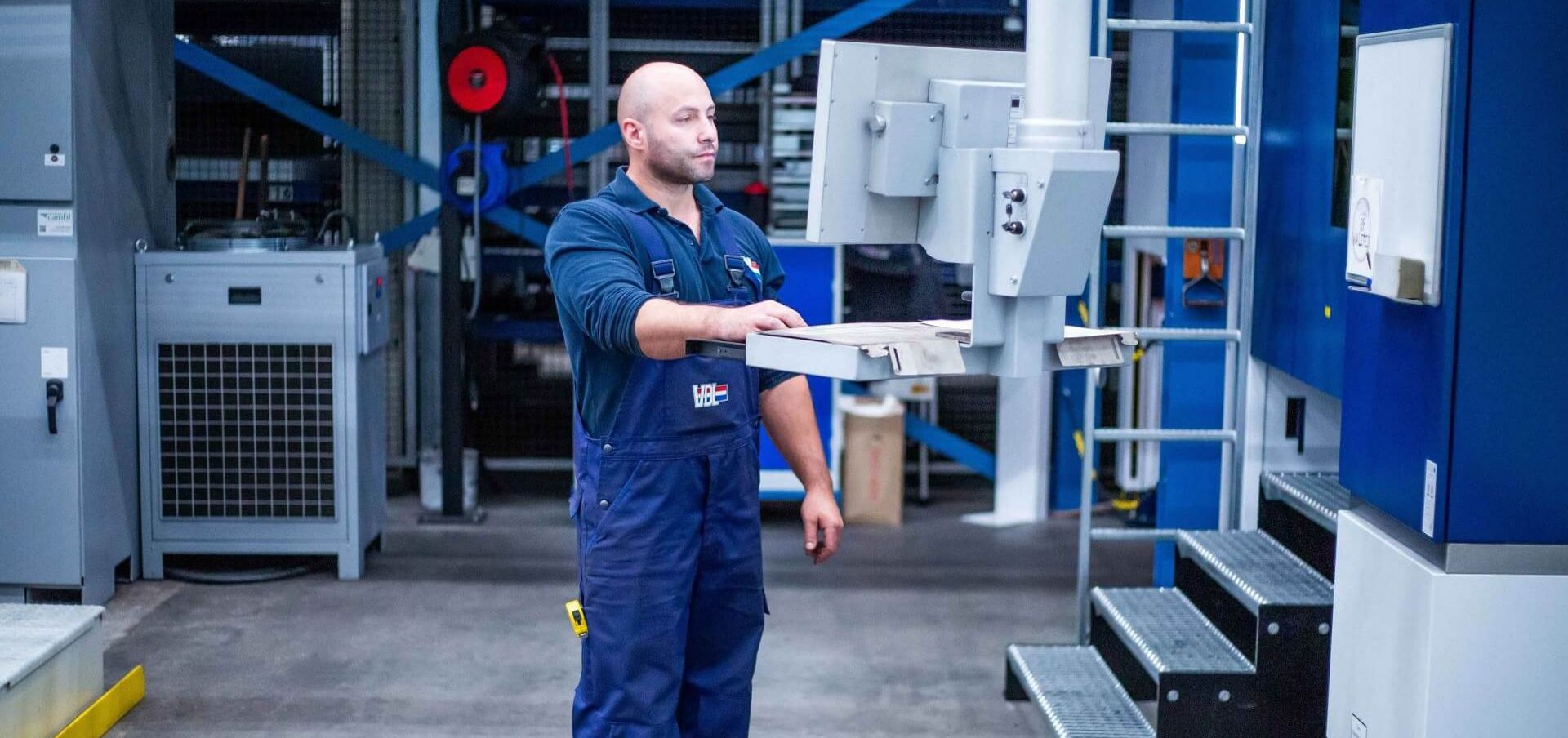 TRUMPF machines run production at VDL Technics | TRUMPF