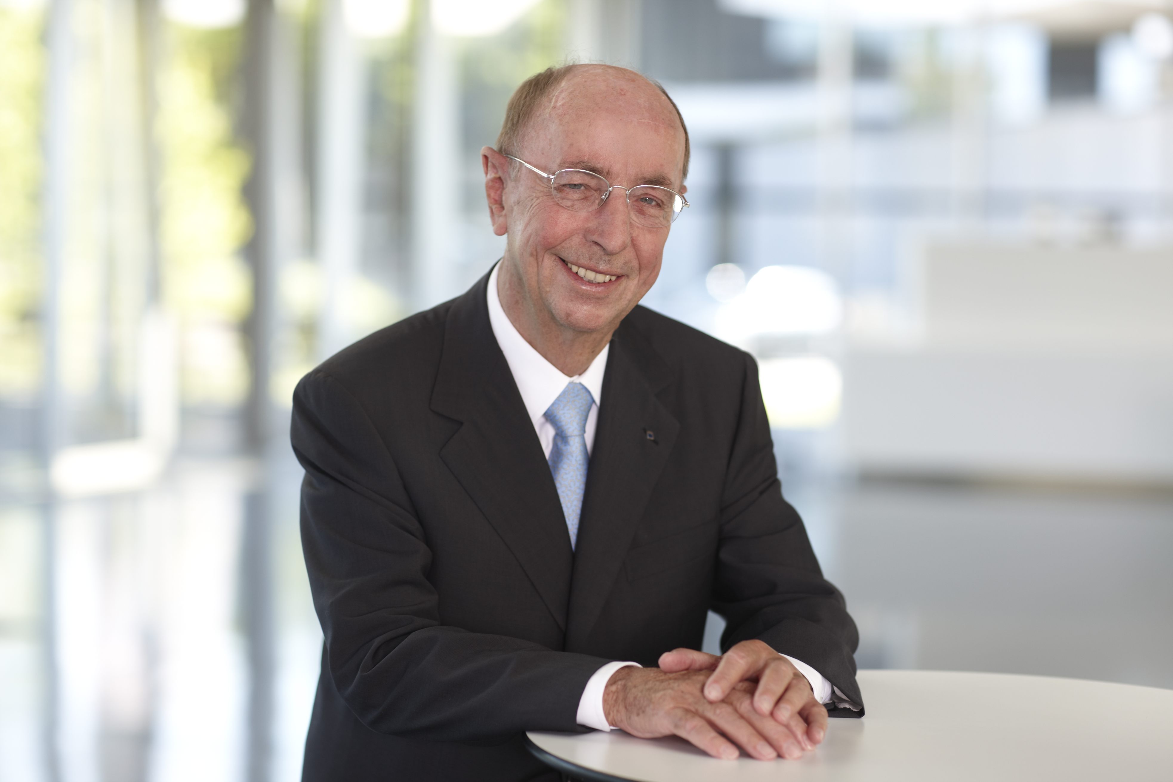 Prestigious Japanese order to be conferred on Berthold Leibinger | TRUMPF