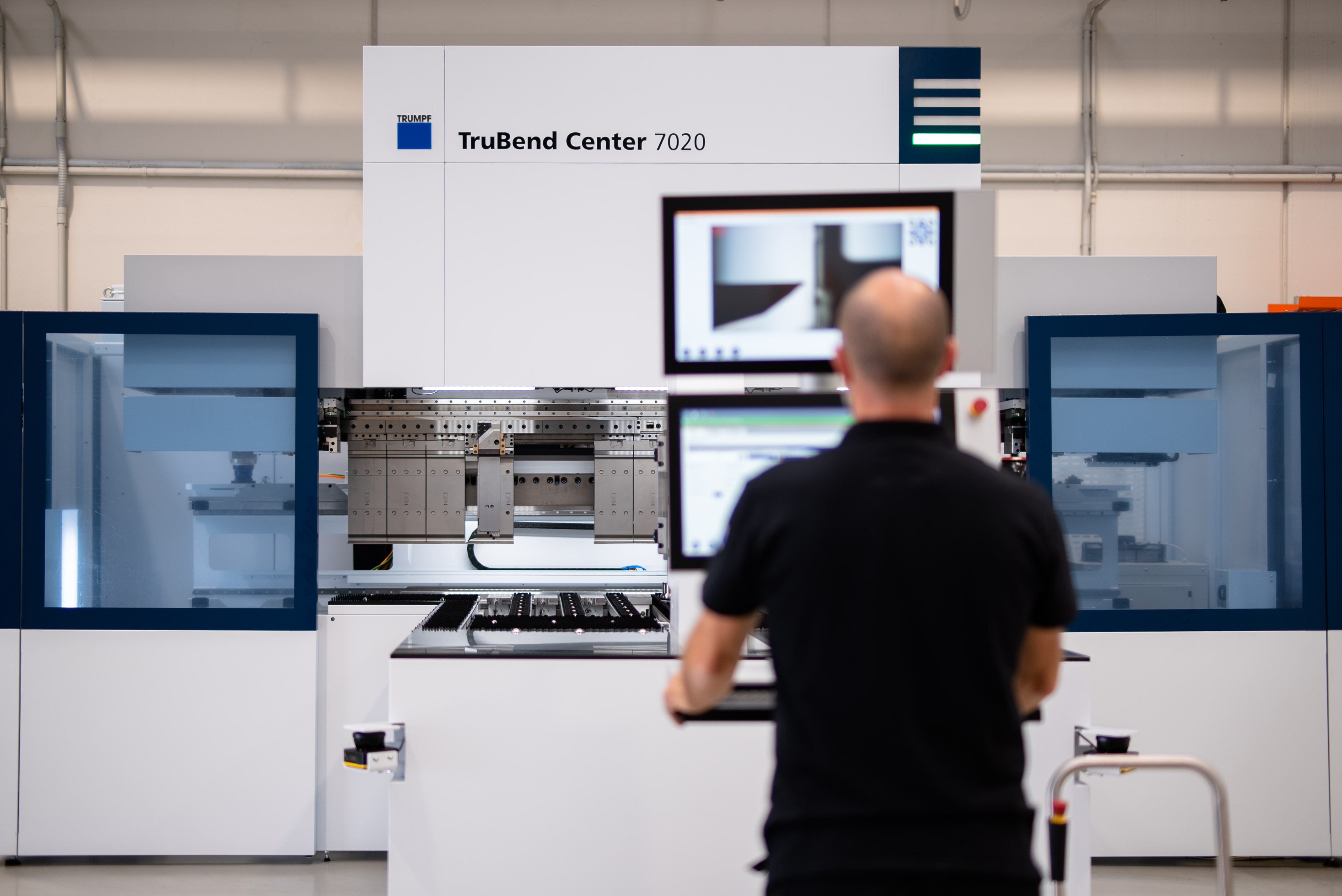 Blechexpo 2021: TRUMPF offers fastest bending solution for tall, thick ...