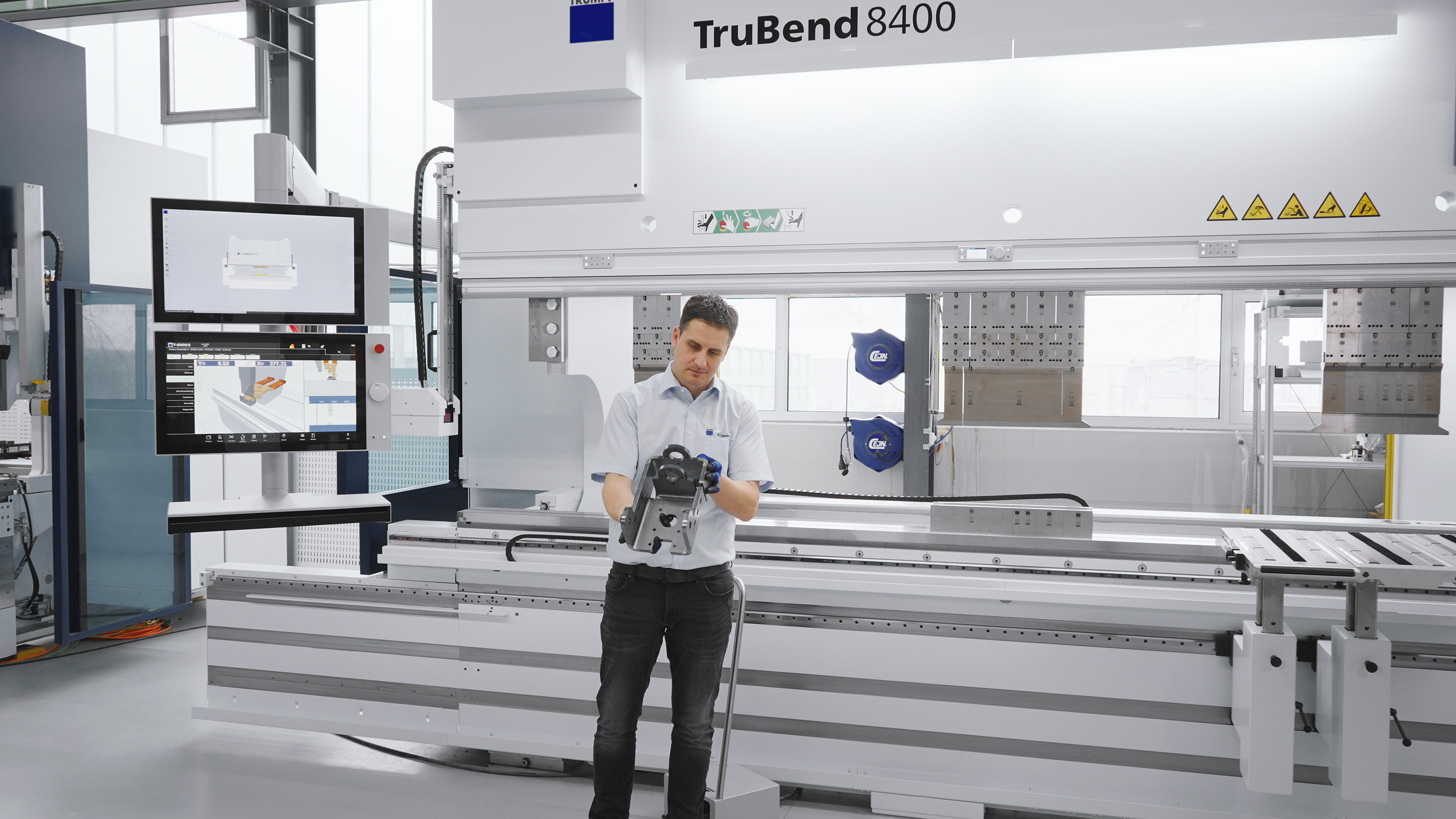 Powerful, automated, and sustainable: TRUMPF launches new bending ...