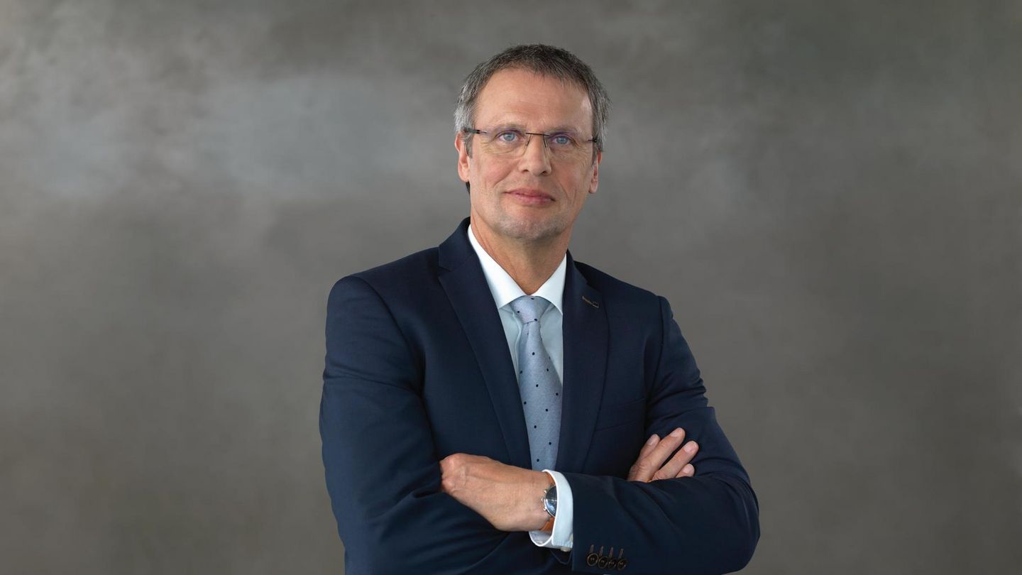 TRUMPF benefits from e-mobility | TRUMPF