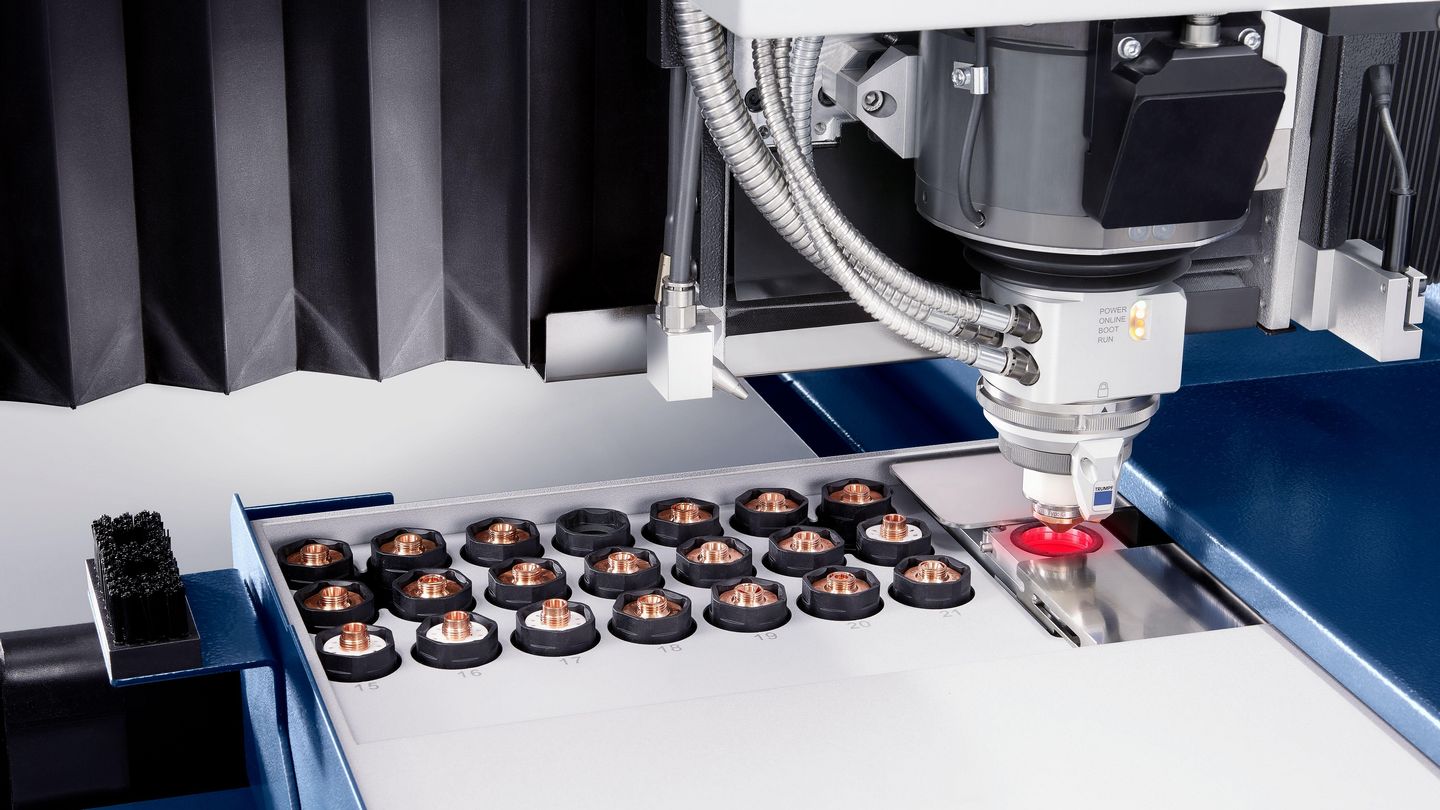 TRUMPF presents the new TruLaser Series 5000 with intelligent ...