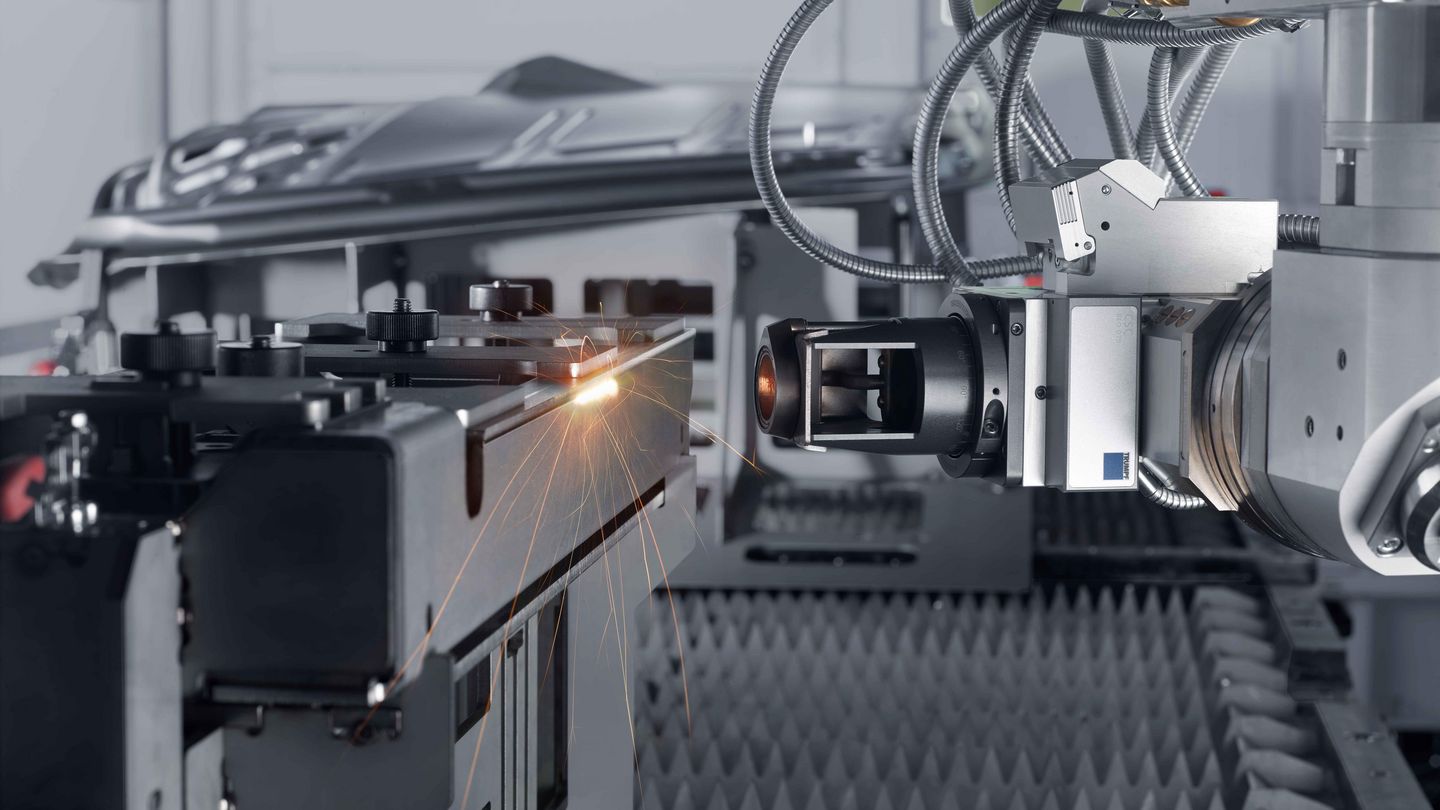 EuroBlech debut: TRUMPF makes the world’s most flexible 3D laser system ...