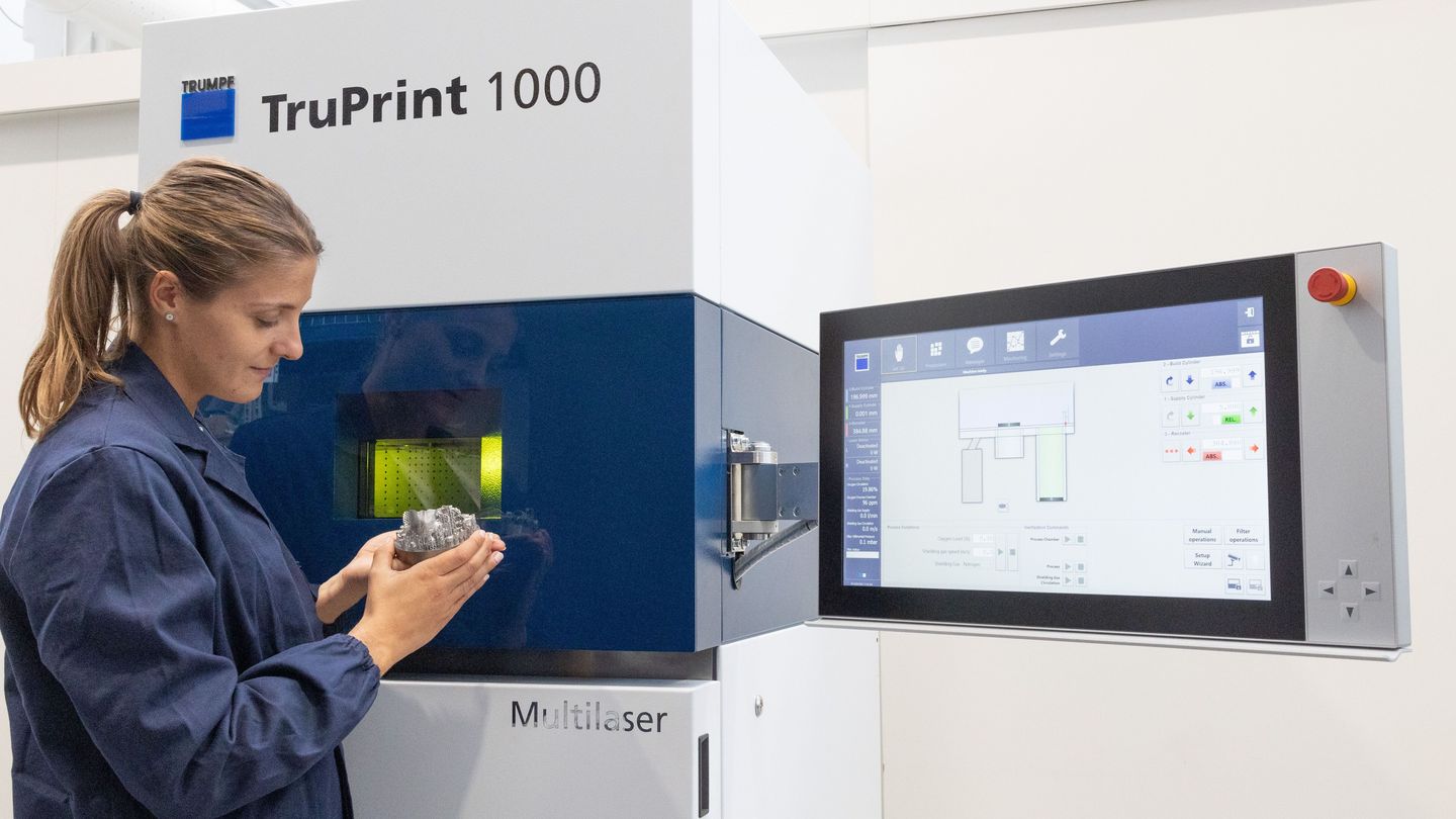 Formnext: TRUMPF prints dentures in series production | TRUMPF