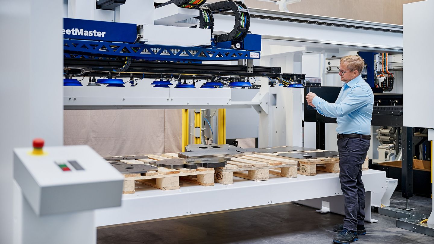 Blechexpo 2023: TRUMPF set to launch fully automated punch-laser ...