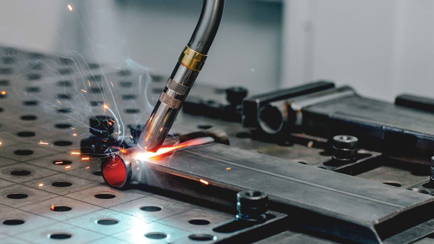 Joined up thinking helps SMF automate arc welding | TRUMPF