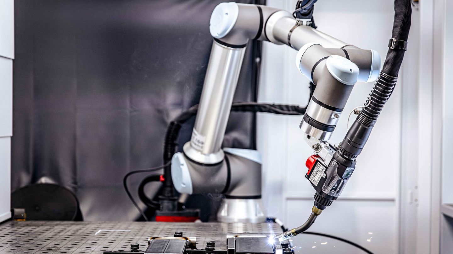 Joined up thinking helps SMF automate arc welding | TRUMPF