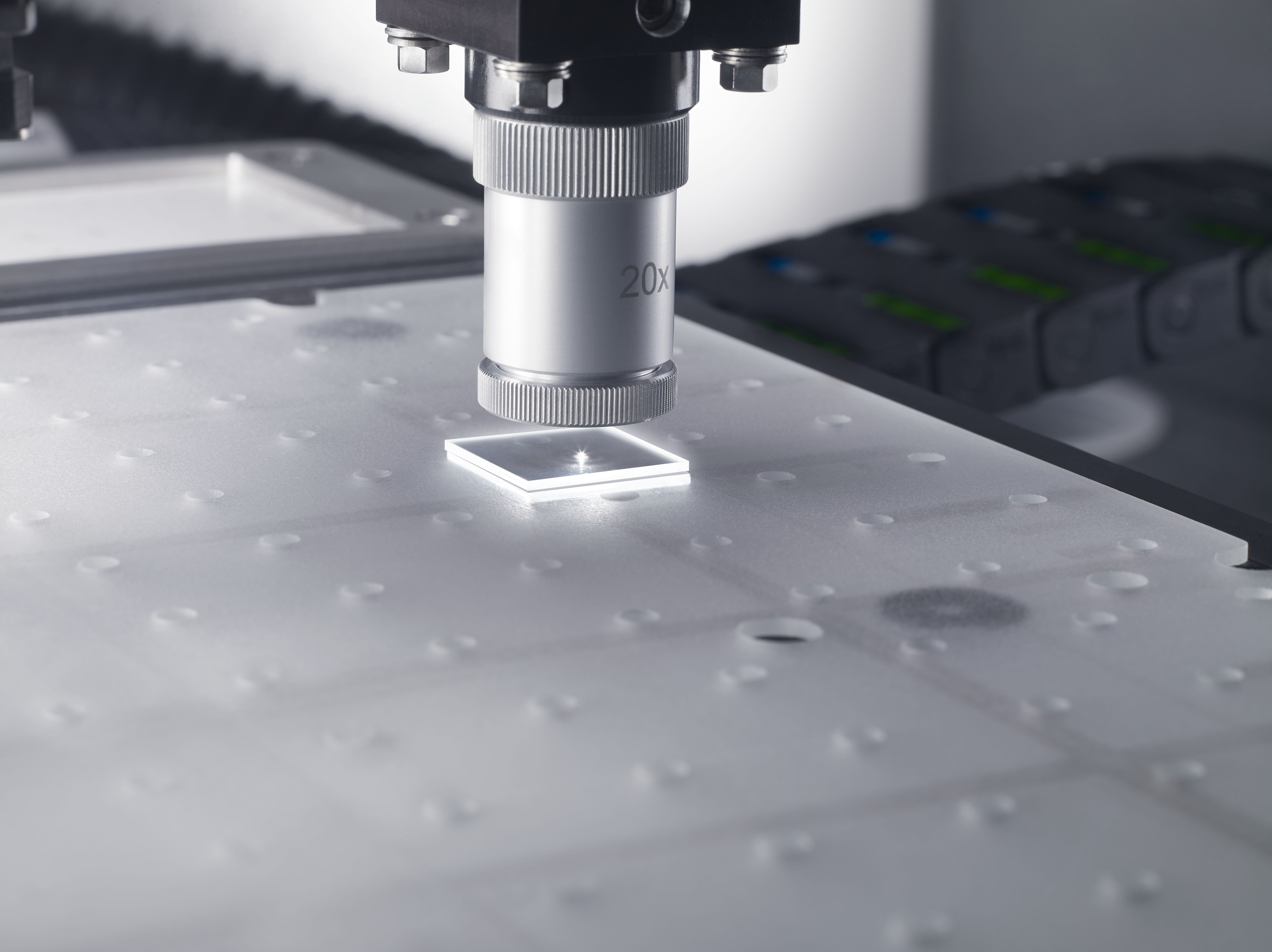 TRUMPF brings new ultrashort pulse lasers to Photonics West 2023 | TRUMPF