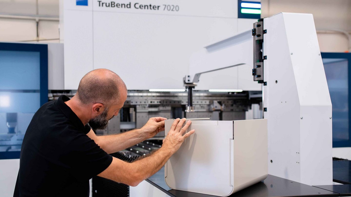 TRUMPF offers fast automated bending solution for tall, thick parts ...